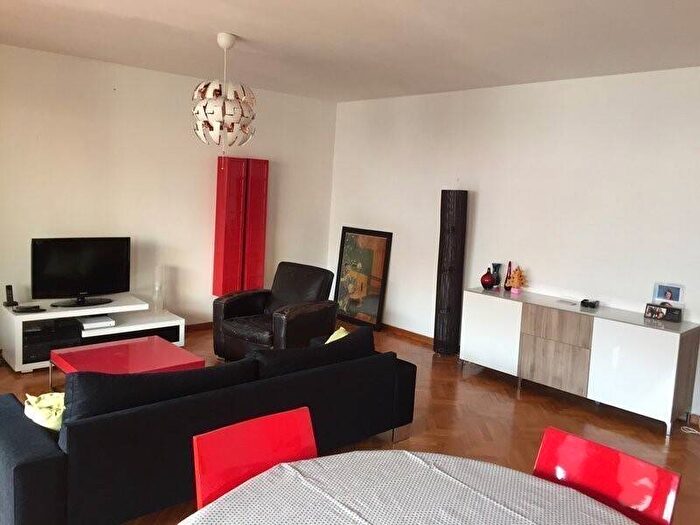 Appartement 5 pièces à Marseille 8ème arrondissement, à louer