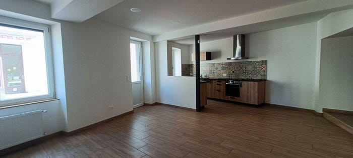 Maison 4 pièces à Nervieux, à louer