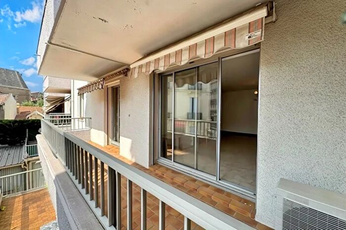 Appartement à vendre - Béziers, Champ de Mars - 4 pièces - 3 chambres