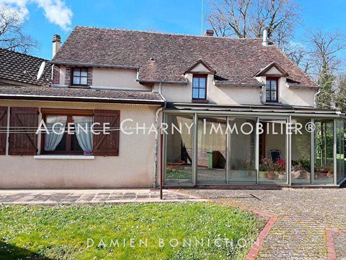 Maison à vendre - Charny - 9 pièces - 6 chambres