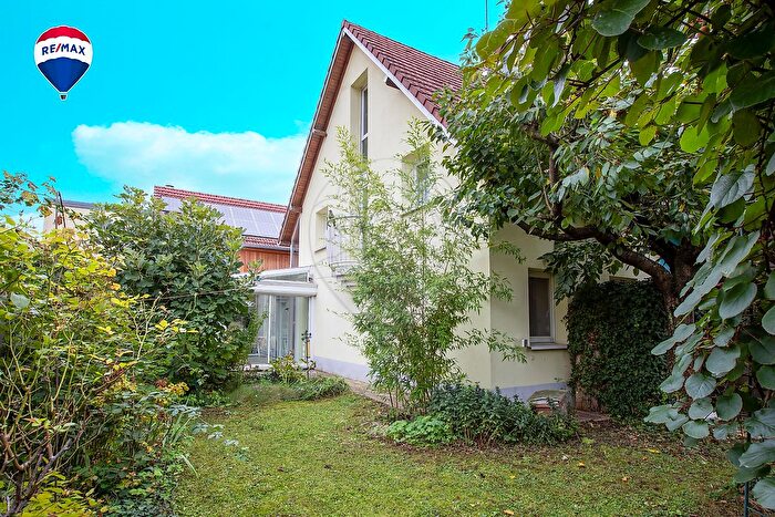 Maison à vendre - Wittenheim, Jeune-Bois - 8 pièces - 3 chambres
