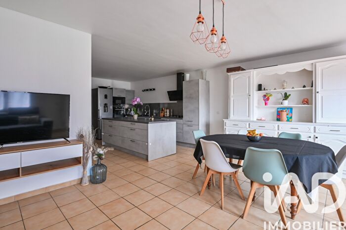 Maison à vendre - Cuges-les-Pins - 4 pièces - 3 chambres