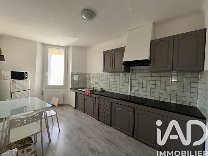 Appartement à louer - Vinon-sur-Verdon - 2 pièces - 1 chambre