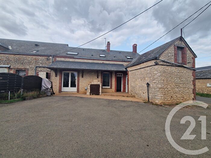 Maison 6 pièces à Bonneval, à louer