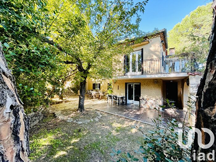 Maison à vendre - Bagnols-sur-Cèze, Lamargue - 7 pièces - 5 chambres