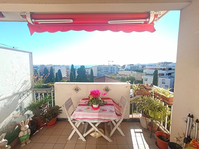 Appartement à vendre - Cagnes-sur-Mer - 3 pièces - 2 chambres