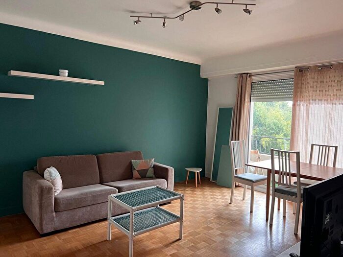 Appartement à louer - Pau - 2 pièces - 1 chambre