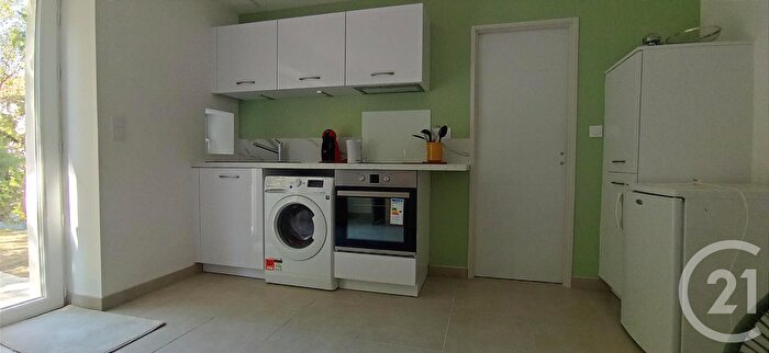 Appartement à louer - Alès, Silhol, Pierre Plantée, Conilhères - 2 pièces - 1 chambre