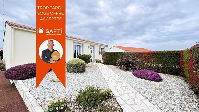 Maison à vendre - Chasnais - 5 pièces - 3 chambres