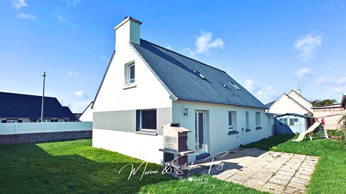 Maison à vendre - Tonquédec - 6 pièces - 4 chambres