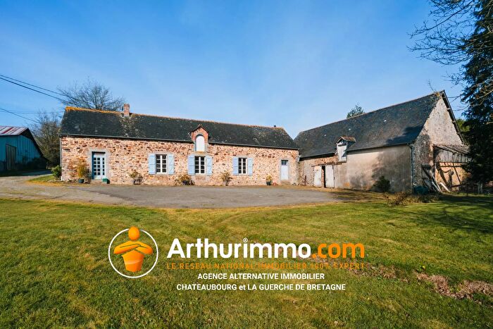 Maison à vendre - Vitré - 5 pièces - 4 chambres