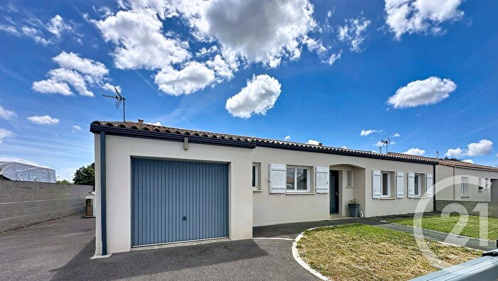 Maison 5 pièces à vendre à Les Magnils-Reigniers