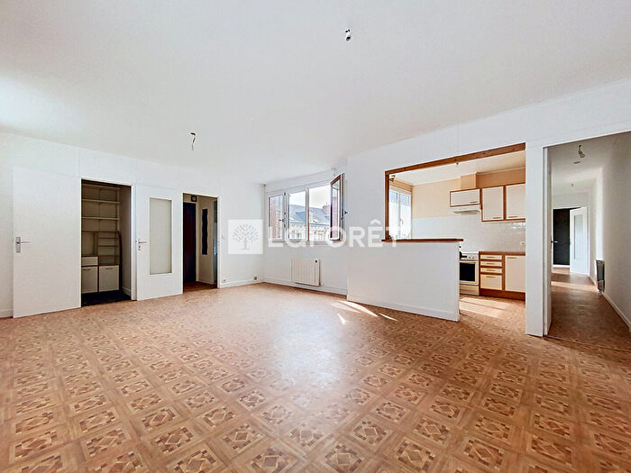 Elbeuf, La Cerisaie, Cours Carnot - Appartement 3 pièces à louer
