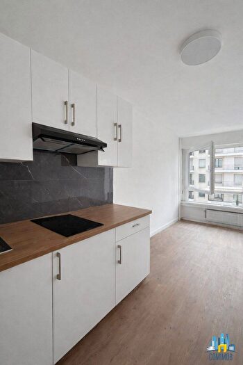 Appartement à louer - Hôtel de Ville, Courbevoie - 1 pièce