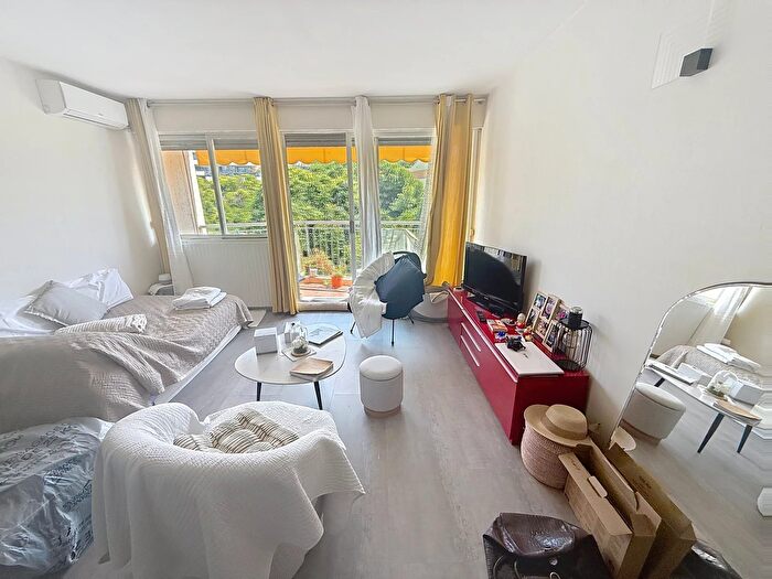 Appartement à vendre - Cannes, Petit Juas - 1 pièce