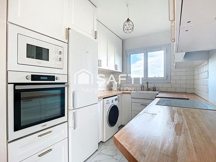 Appartement 3 pièces à louer à Maisons-Alfort, Charentonneau