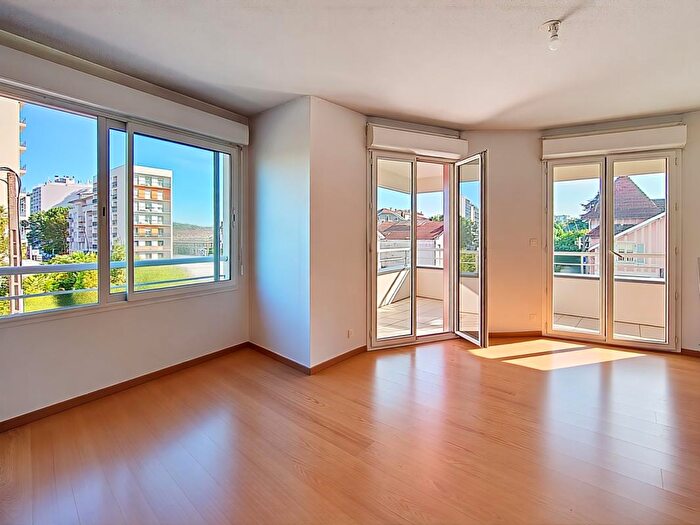 Appartement à vendre - Pau, Centre-ville - 3 pièces - 2 chambres