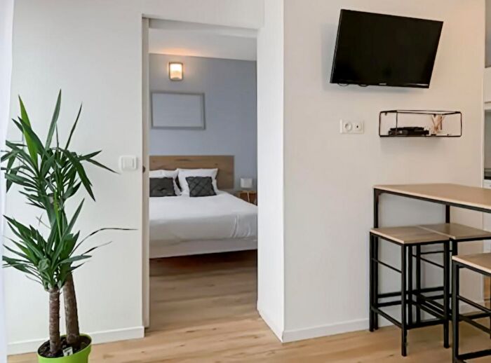 Appartement à vendre - Rambouillet, Bel-Air, Racinay, Pierrefite - 2 pièces - 1 chambre