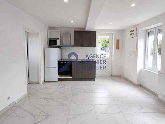Maison 2 pièces à Varennes-sur-Allier, à louer