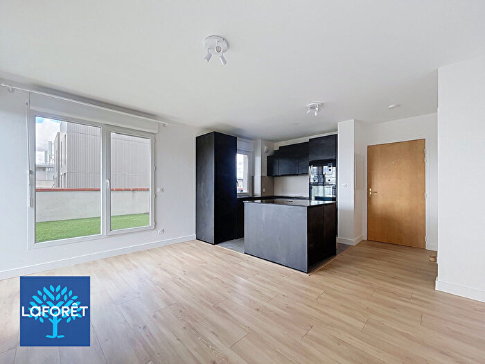 Cergy, Les Hauts-de-Cergy : Appartement 3 pièces à louer