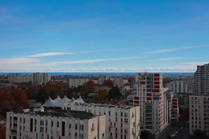 Appartement 4 pièces à Épinay-sur-Seine, Centre-ville, à vendre