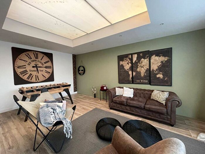 Maison à louer - Bois Blanc, Lille - 2 pièces - 1 chambre