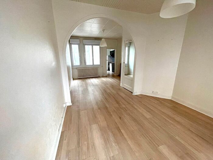 Maison à louer - Saint-Brieuc, Centre-ville, Saint-Michel, Le Légué, Notre-Dame - 5 pièces - 3 chambres