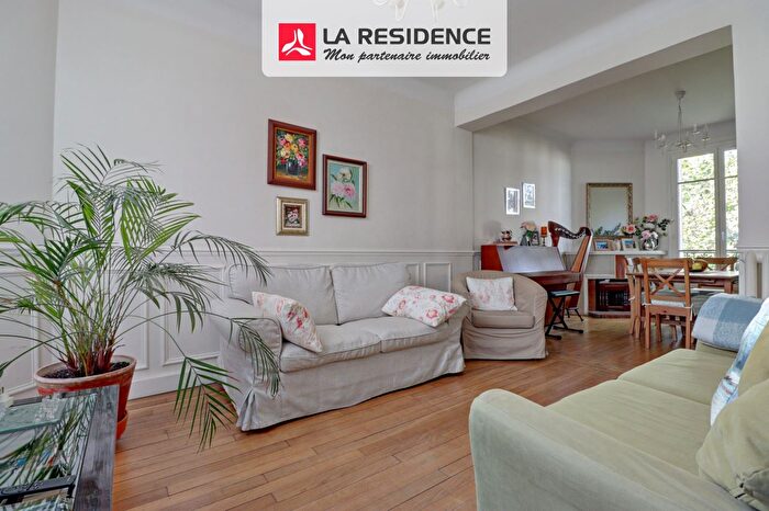 Maison à vendre - Saint-Germain-en-Laye, Pontel, Schnapper, Sous-préfecture - 6 pièces - 4 chambres