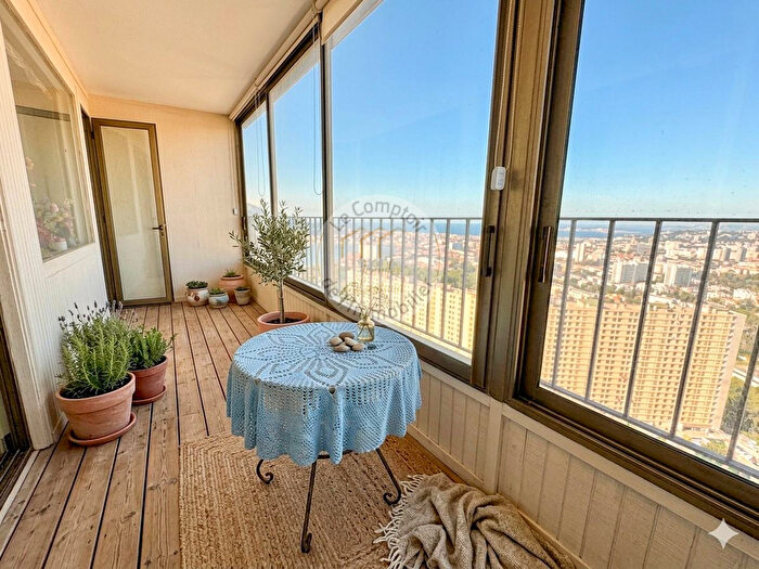 Appartement à vendre - Marseille e , Le Redon - 5 pièces - 3 chambres