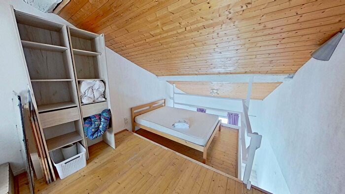 Appartement à louer - Quais de Saône, Caluire-et-Cuire - 2 pièces - 1 chambre