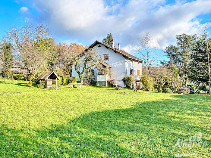 Maison à vendre - Vandoncourt - 7 pièces - 4 chambres