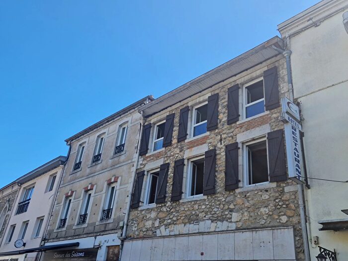 Maison à vendre - Peyrehorade - 8 pièces - 4 chambres