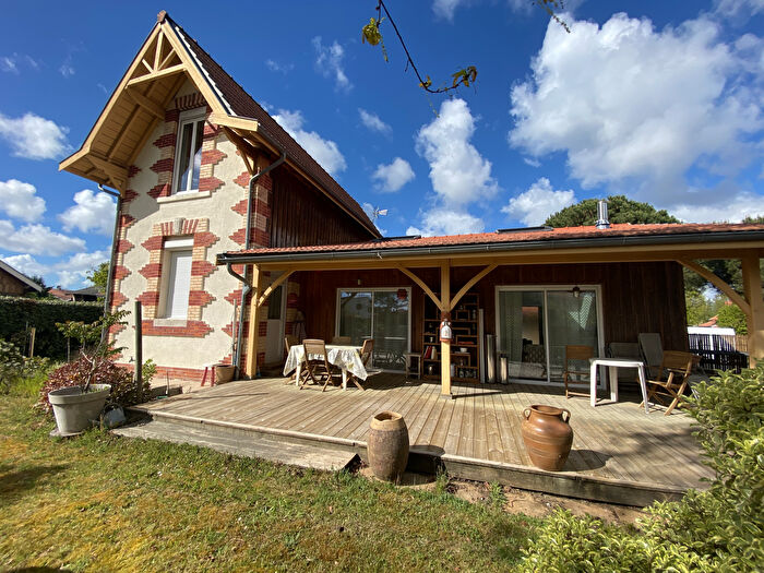 Maison à vendre - Lacanau, Lacanau ville, Centre-ville - 5 pièces - 4 chambres
