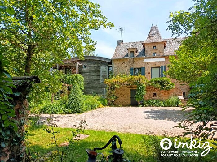 Maison à vendre - Anglars-Saint-Félix - 8 pièces - 5 chambres