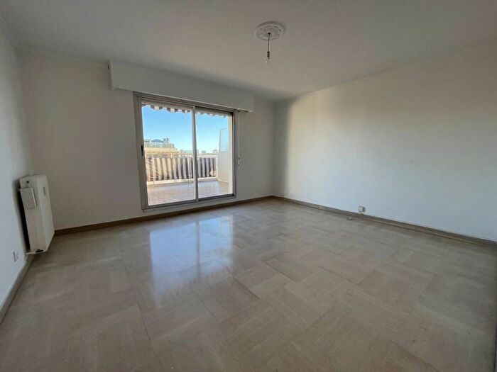 Californie, Nice - Appartement 3 pièces à louer