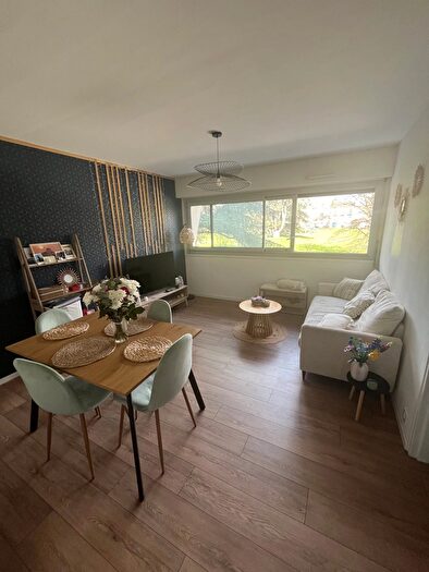 Appartement à louer - Pau, Centre-ville - 2 pièces - 1 chambre