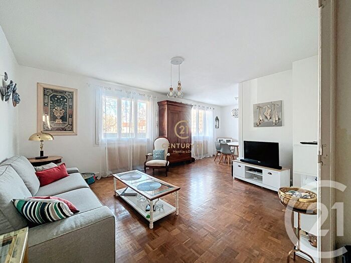 Appartement à vendre - Lyon e  - 4 pièces - 2 chambres