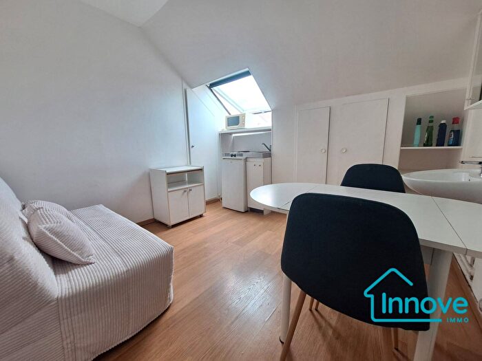 Appartement 1 pièce à louer - Les Hameaux-La Croix Aux Buis-Chapelle, Magny-les-Hameaux