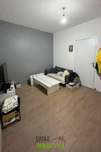 Appartement à louer - Clermont - 2 pièces - 1 chambre