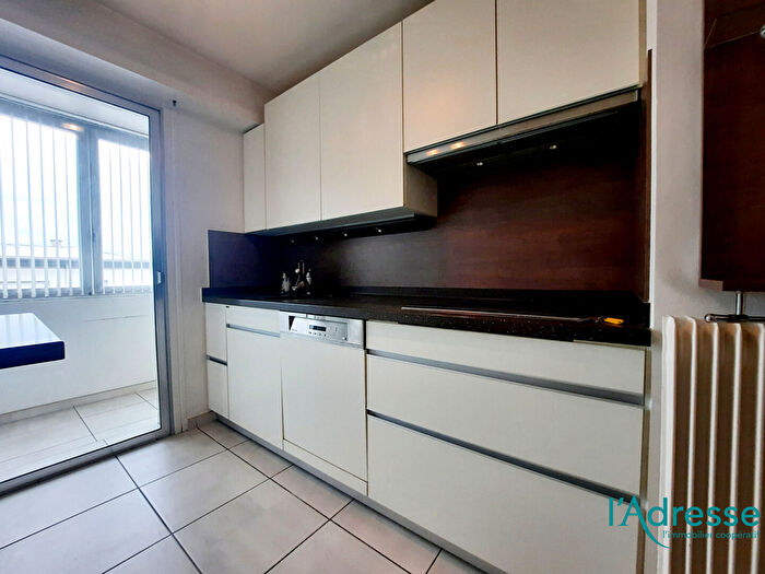 Maisons à vendre et appartements à louer - 1