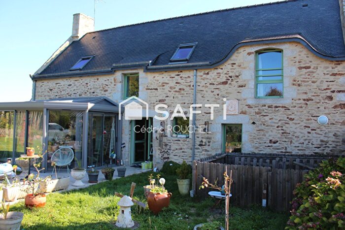 Maison à vendre - Pont-Scorff - 5 pièces - 4 chambres
