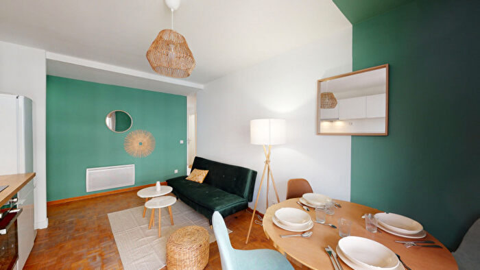 Appartement à louer - Marseille e , La Joliette - 4 pièces - 3 chambres