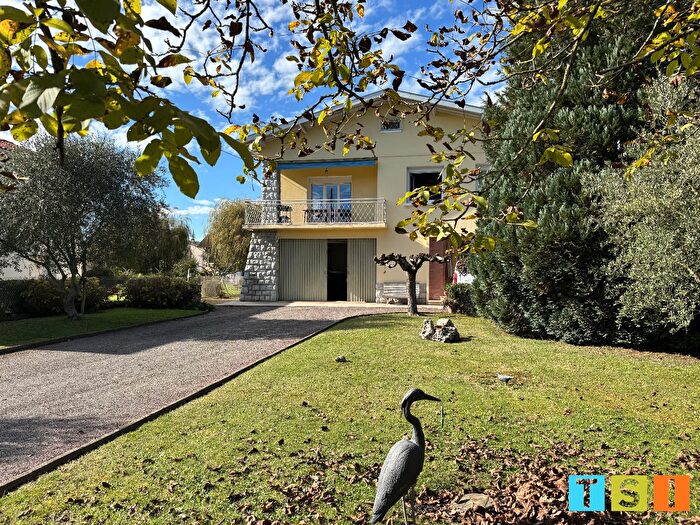 Maison à vendre - Saint-Gaudens - 7 pièces - 4 chambres