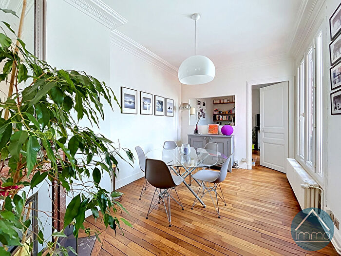 Appartement 3 pièces à vendre - Asnières-sur-Seine, Centre-ville