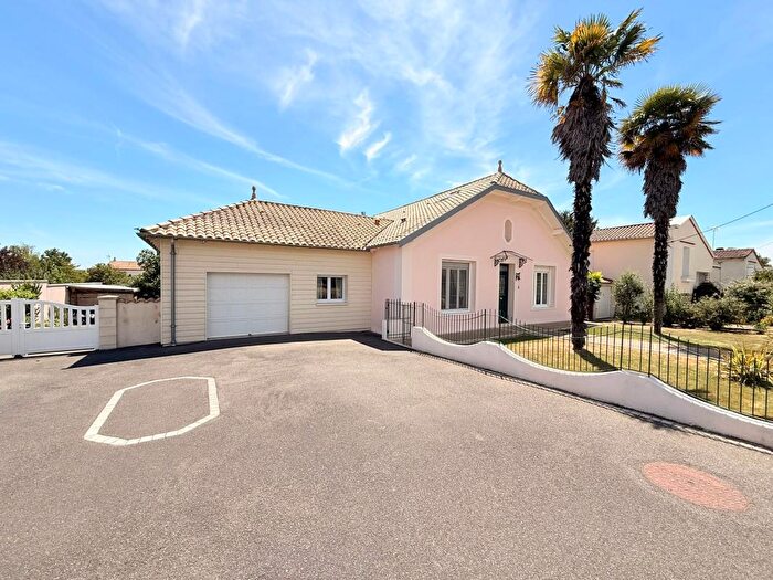 Maison 4 pièces à Mauzé-sur-le-Mignon, à vendre
