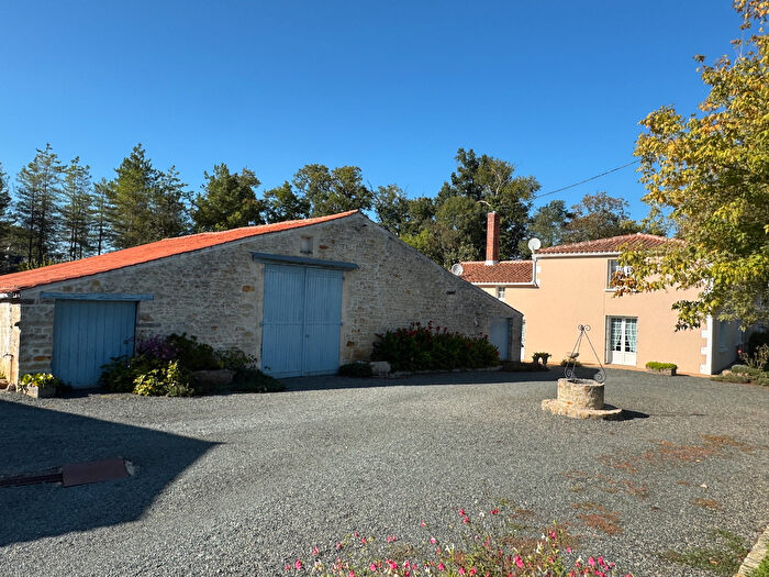 Maison à vendre - Saint-Martin-Lars-en-Sainte-Hermine - 4 pièces - 3 chambres