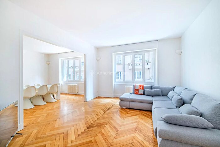 Appartement à vendre - Lyon e , Tête dOr, Vitton - 6 pièces - 4 chambres