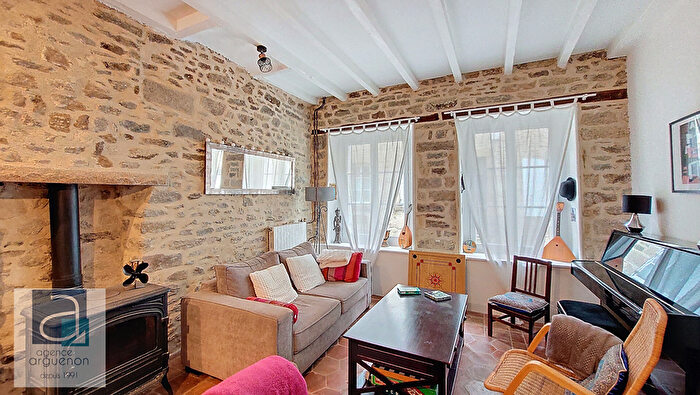 Maison à vendre - Dinan - 4 pièces - 3 chambres