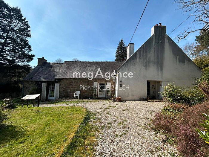 Maison à vendre - Le Vieux-Marché - 7 pièces - 4 chambres