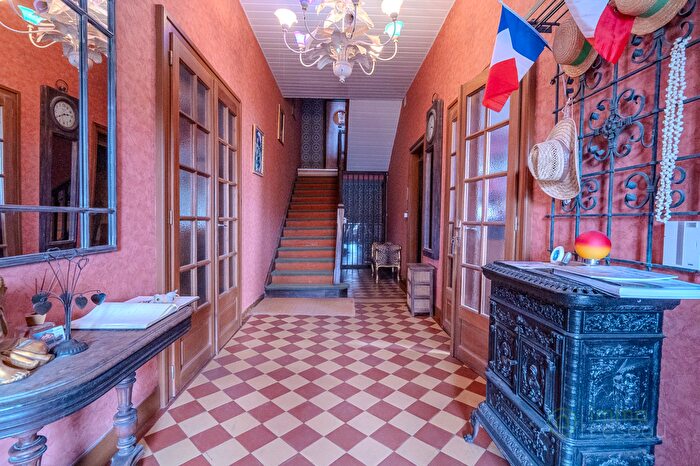 Maison à vendre - Fresnes-en-Woëvre - 14 pièces - 8 chambres